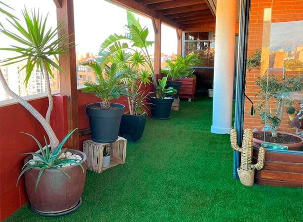 Como instalar relva artificial sem colar? | Realturf Portugal